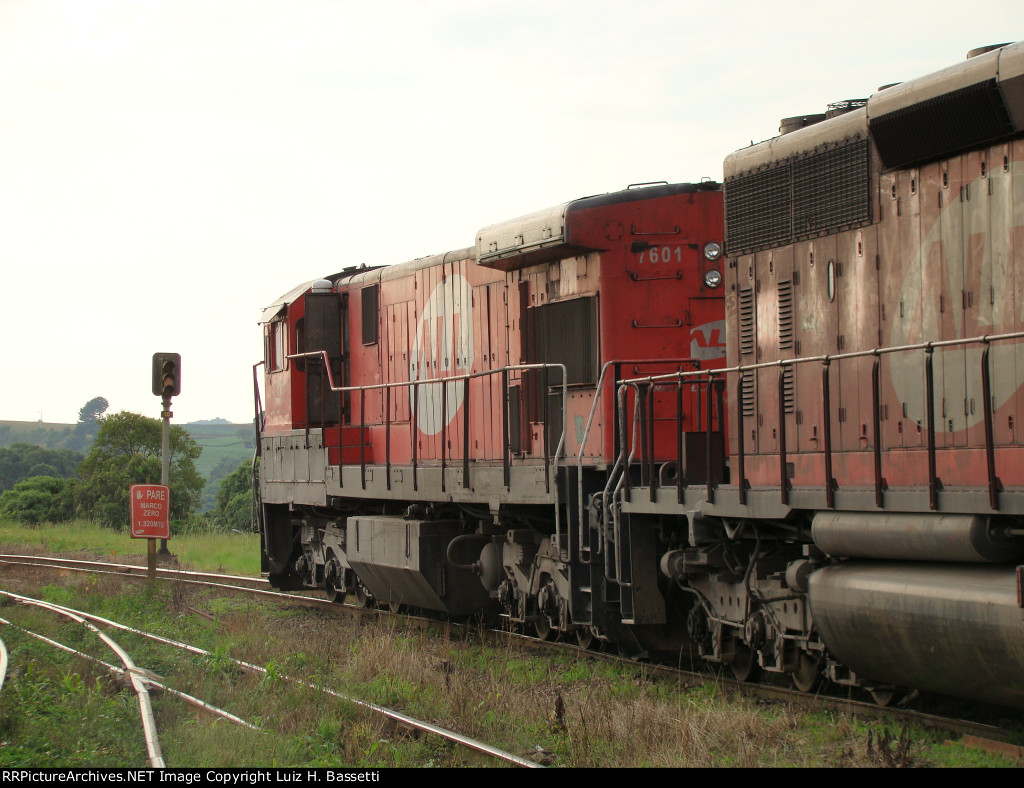 GE C30-7 7601